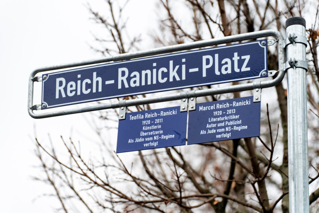 Stadt Frankfurt ehrt Teofila und Marcel Reich-Ranicki - Der Frankfurter